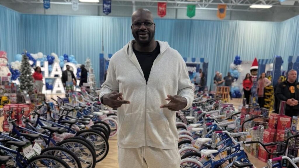 Shaquille O’Neal celebrates LSU master’s degree by trolling Charles Barkley