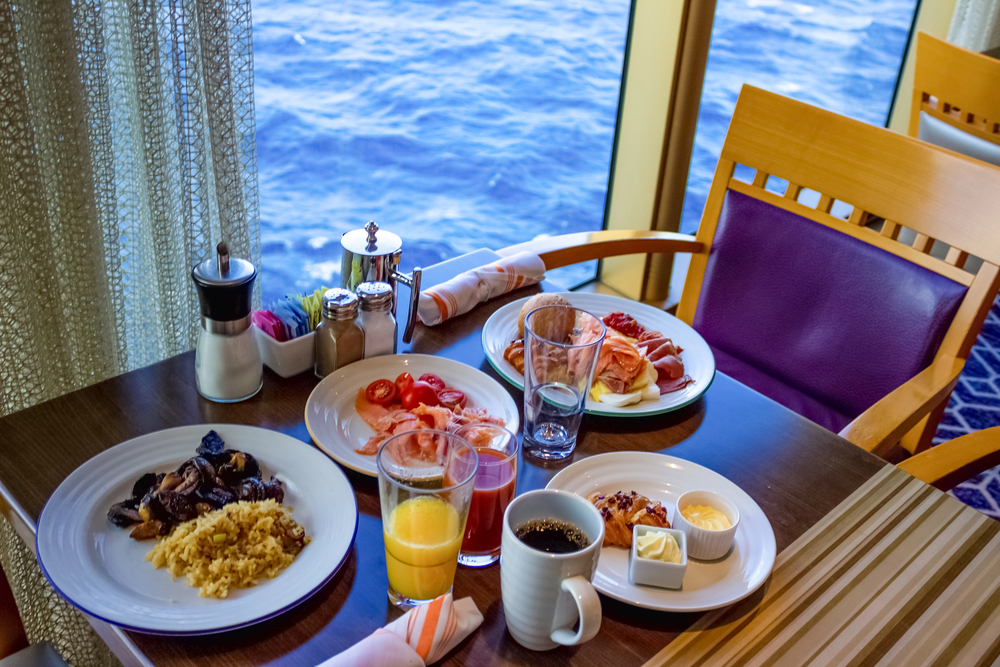 16 cruise ship perks that make your trip unforgettable