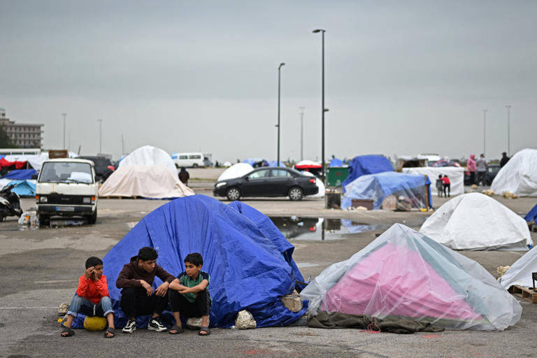 How Israel’s invasion of southern Lebanon created a humanitarian crisis