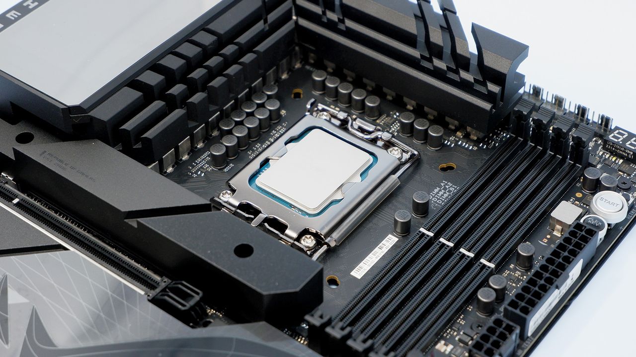 Modder uses Claude AI to code BIOS to run obscure all P-core Intel CPU ...