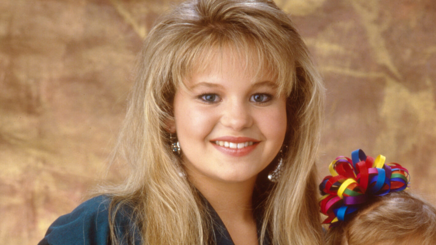 Candace Cameron Bure Turns 50 & ‘Full House’ Fans Are in Disbelief