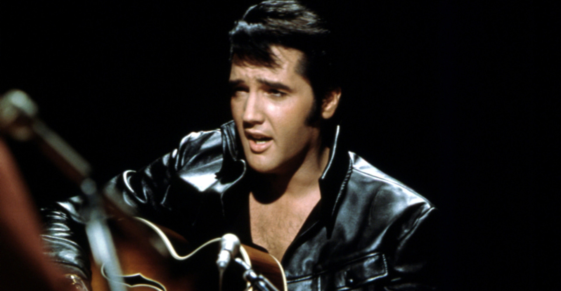 The Memphis Mafia and its hold on Elvis Presley