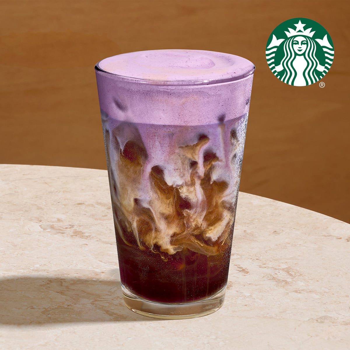 Starbucks just dropped a new mango drink with a caffeine boost—and fans ...