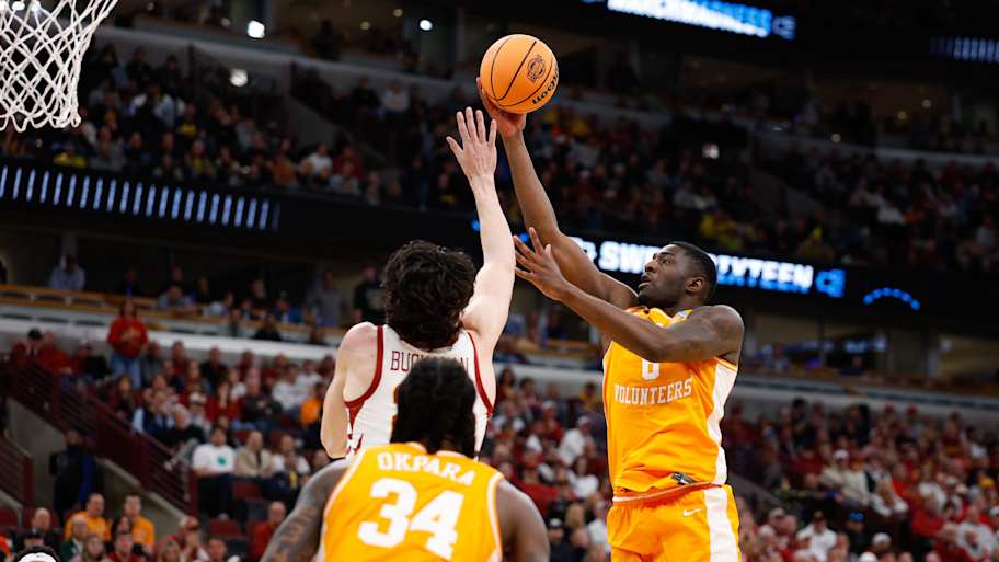 DeWayne Brown’s loyalty could be the spark Tennessee desperately needed