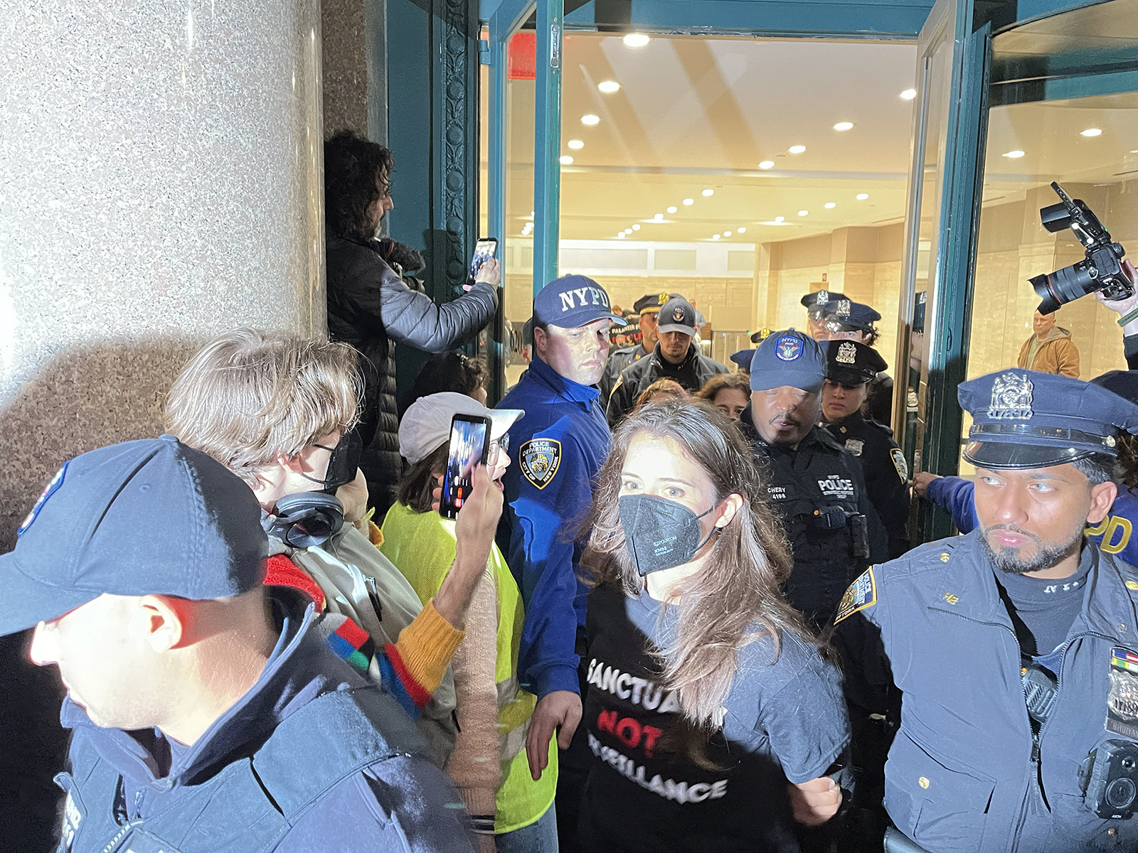 Catholic sisters push Palantir on human rights as faith leaders rally ...