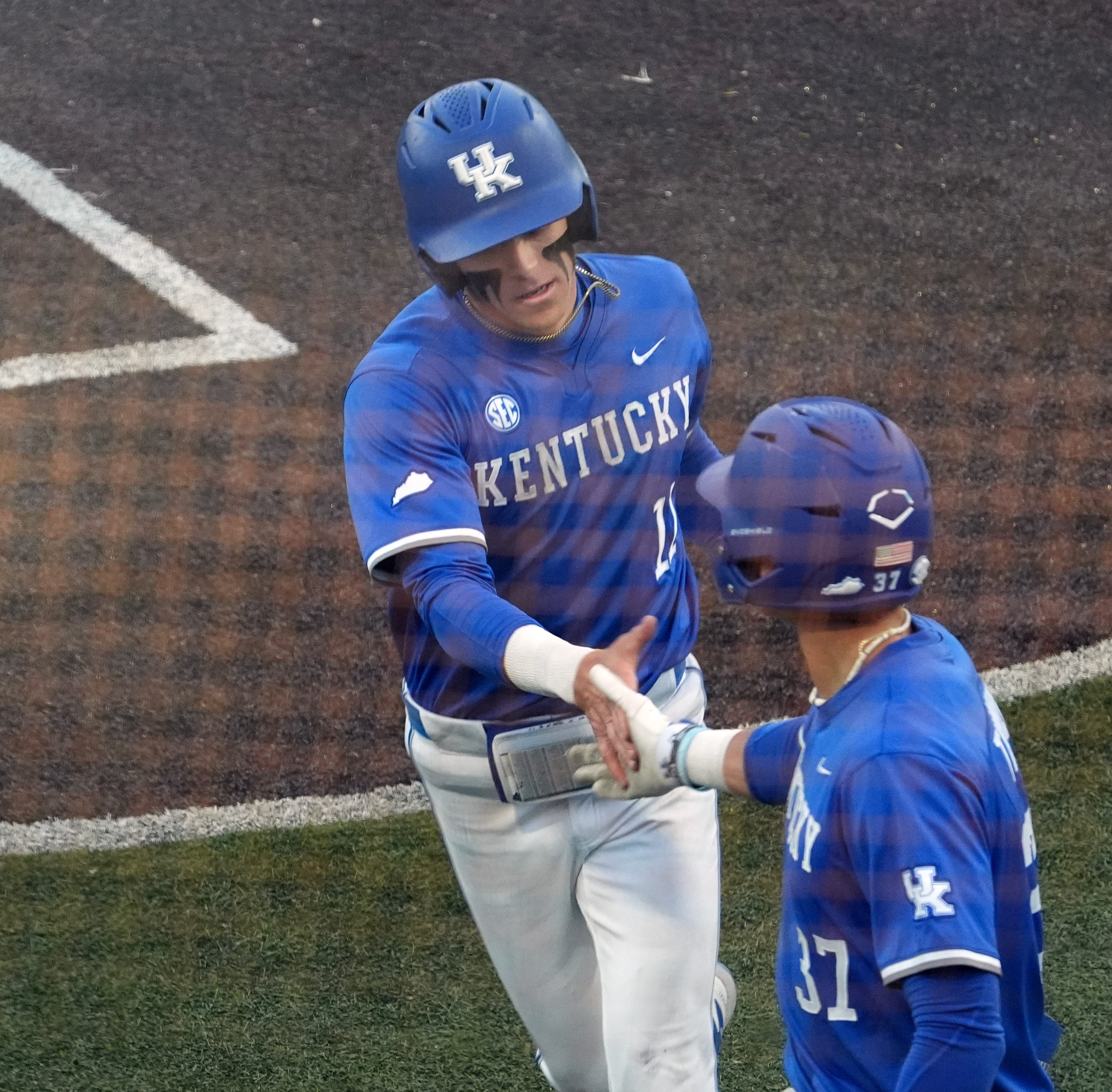Kentucky baseball vs West Virginia NCAA regional game 7 score, stats