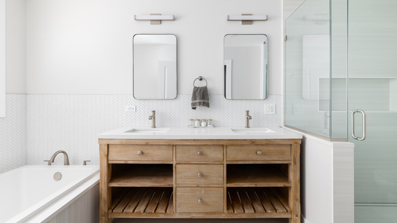 8 of Jenn Todryk's best No Demo Reno design ideas for your bathroom