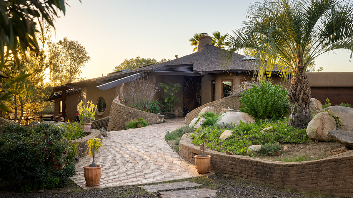 The Stonehill residence in photos