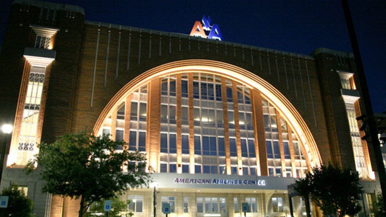 Dallas Mavericks poll fans, ticket holders on future arena site