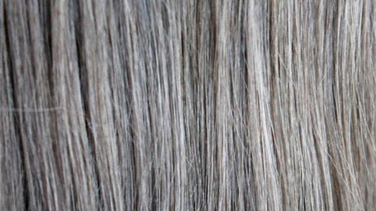 Cómo hacer un tinte natural para cabello negro: el ingrediente que ...