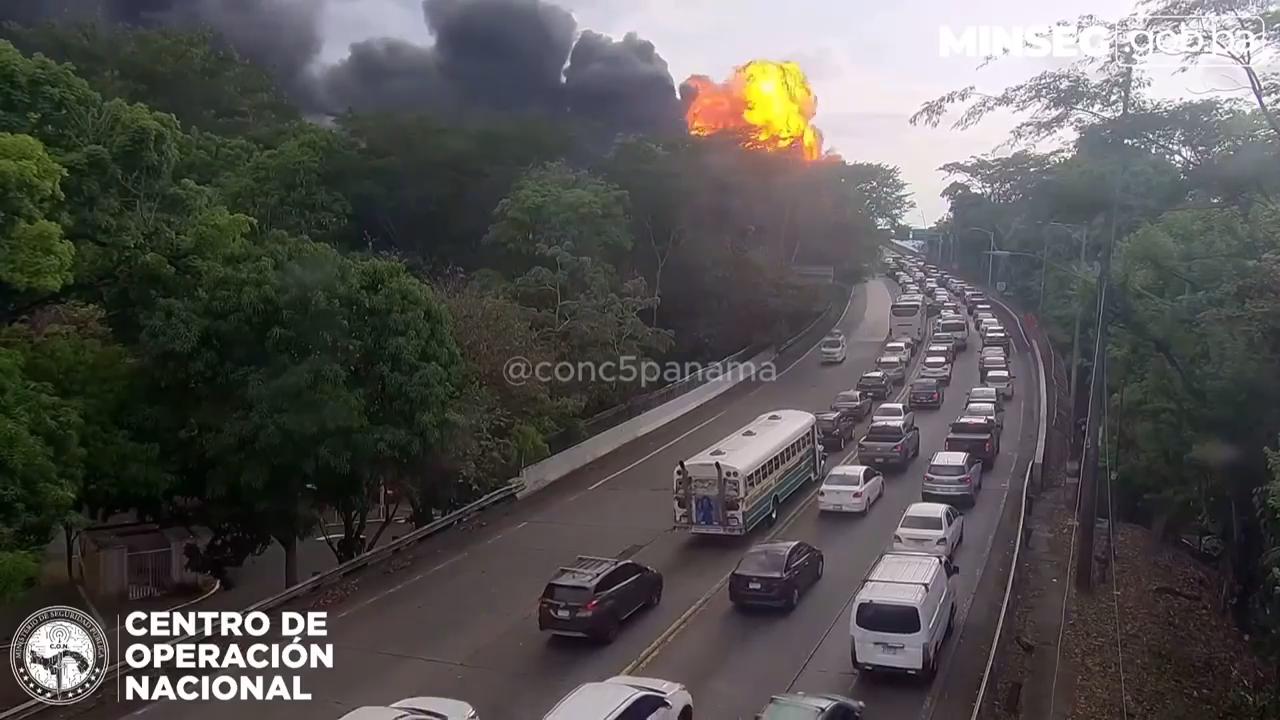 Explosion prompts closure of bridge over Panama Canal as authorities ...