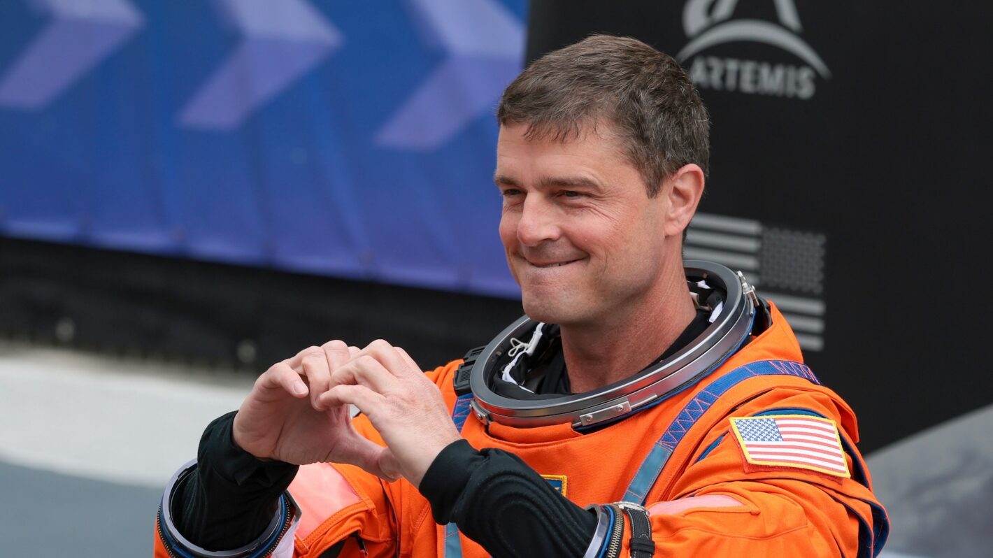 Who was Artemis II astronaut Reid Wiseman’s wife Carroll?