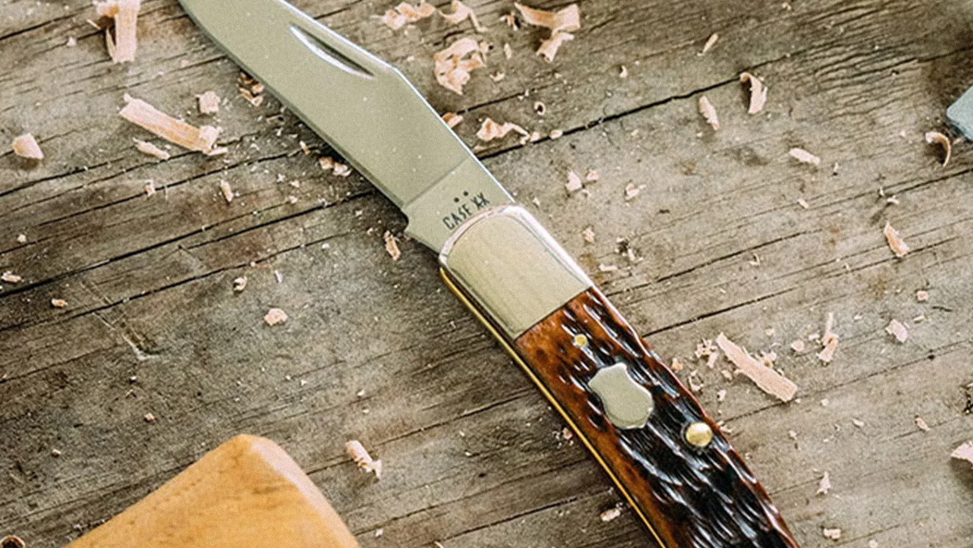 One of the oldest American knife brands drops an affordable heirloom ...
