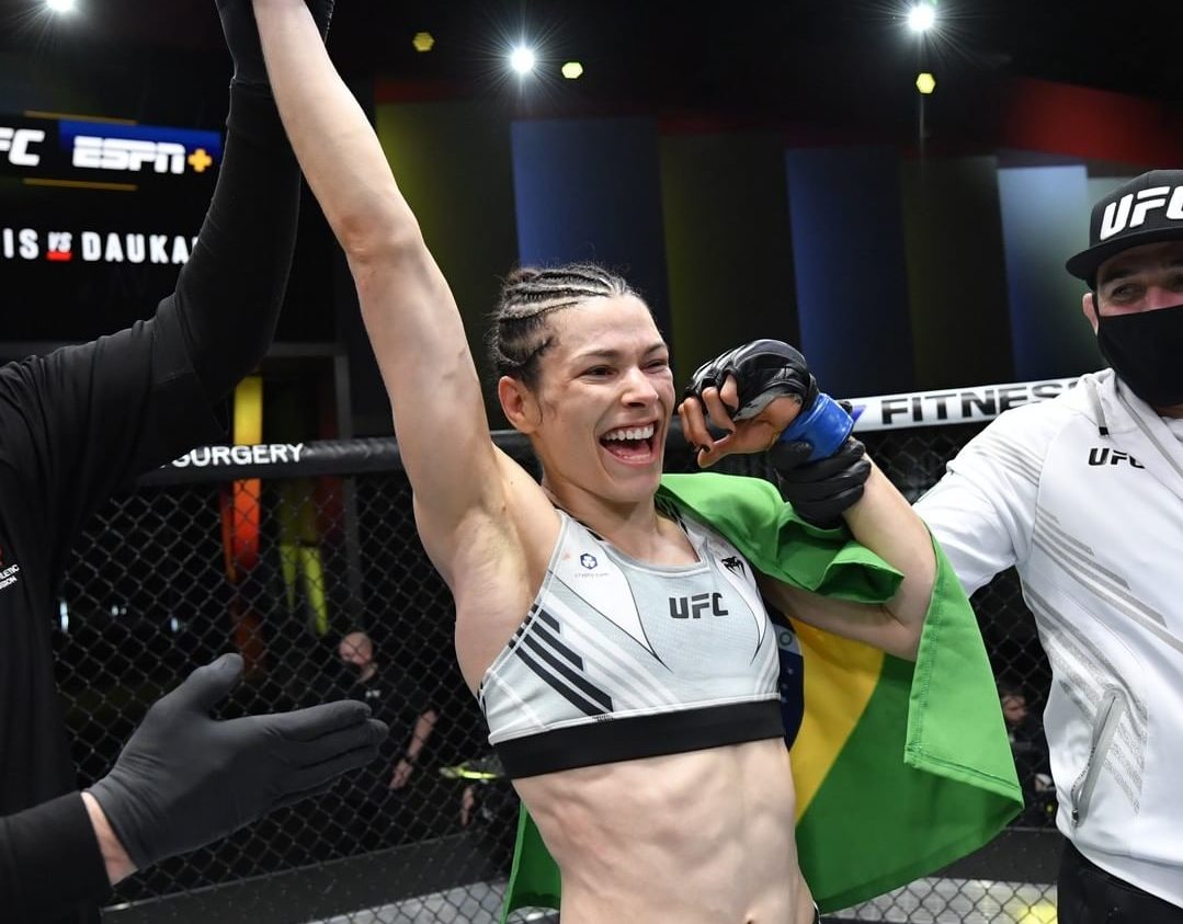 Polêmica no ar! Melissa Gatto quebra o silêncio após críticas no UFC ...