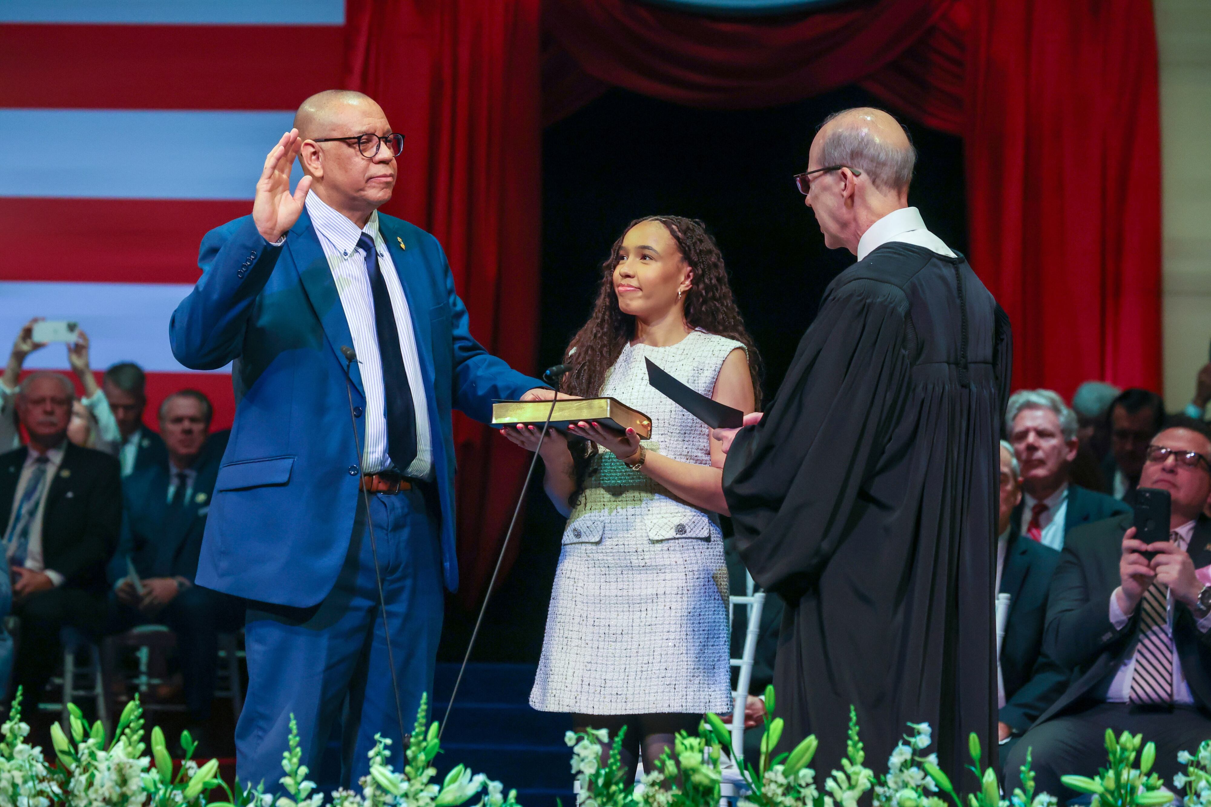 Mikie Sherrill sworn in as NJ governor, slams Trump as new era begins