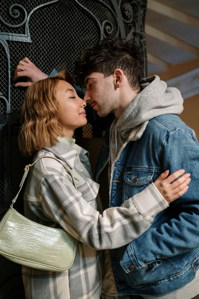 15 myths everyone believes about dating older women (that just aren’t true)