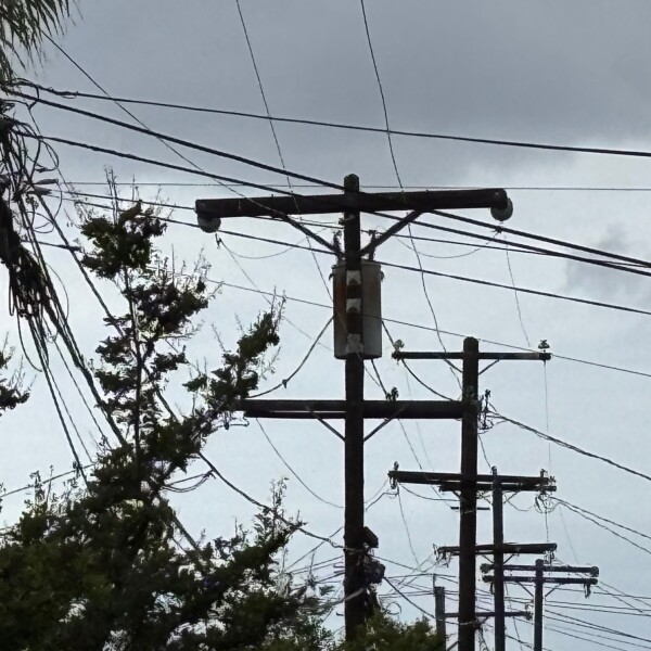 Switching San Diego from SDG&E to public power 'feasible', report finds