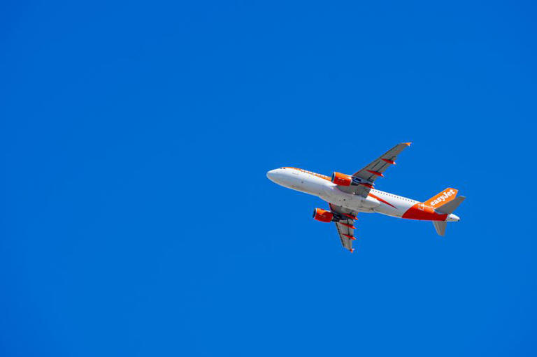 EasyJet issues response after Surrey man calls bag policy unfair