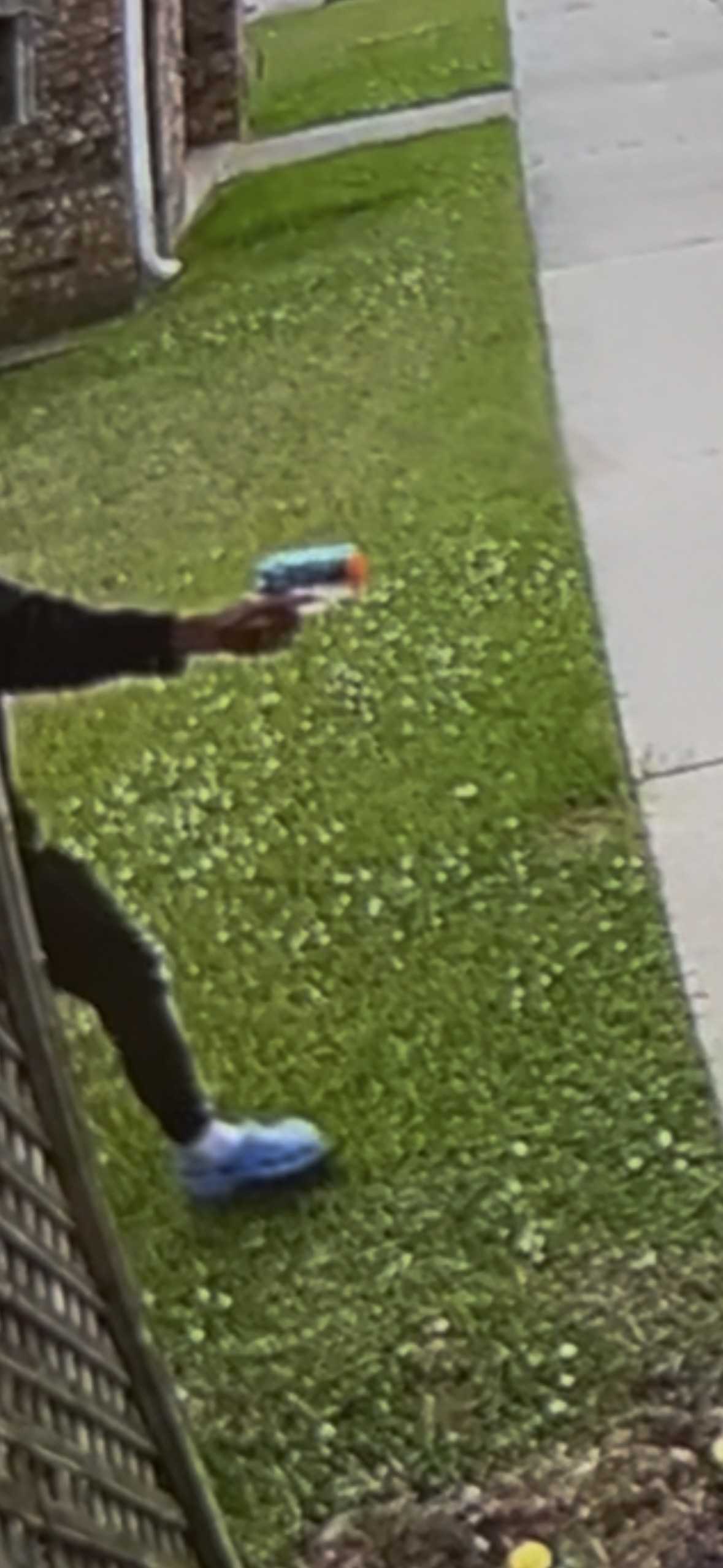 Game or danger? Teens’ “Assassin” trend caught on camera in Vicksburg