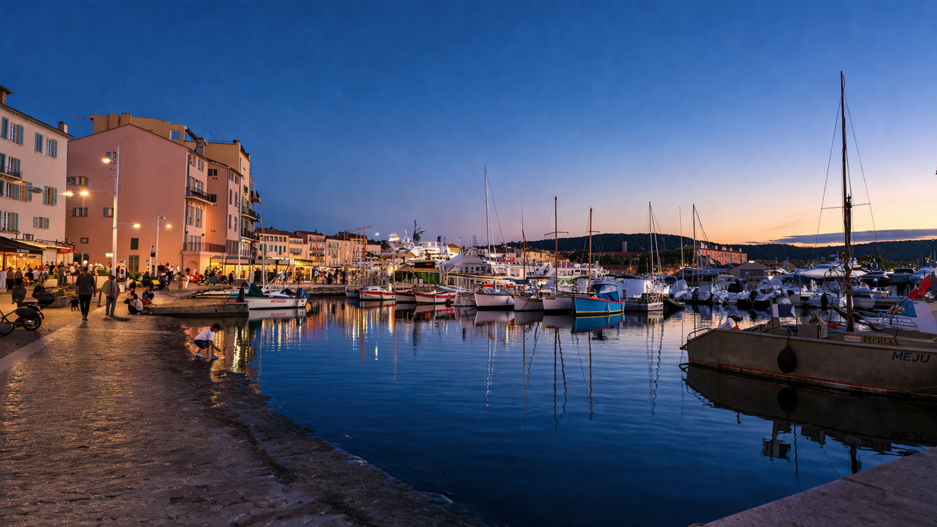 Saint Tropez port France scenic Riviera walk (4K)