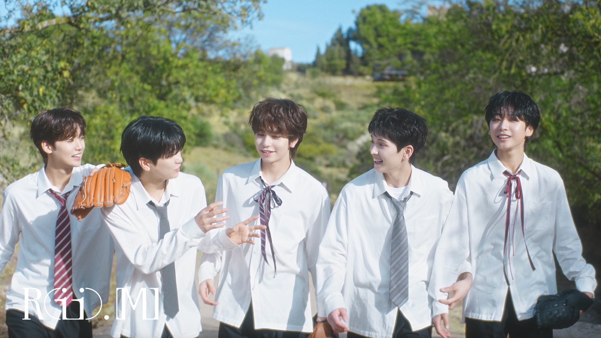 VIBY、デビュー曲「Mi*light」配信リリース Studio Saccharinによる全編スペインロケのMV公開も