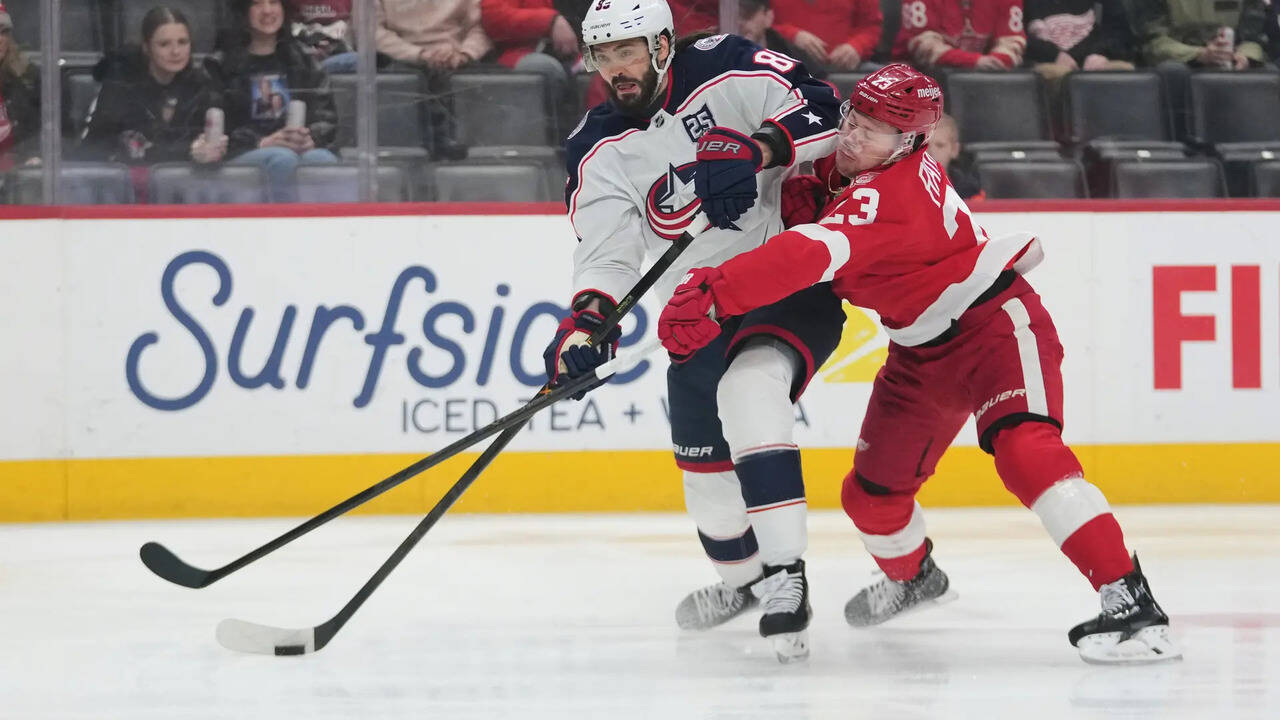 Zach Werenski leads Blue Jackets to shootout victory over Red Wings