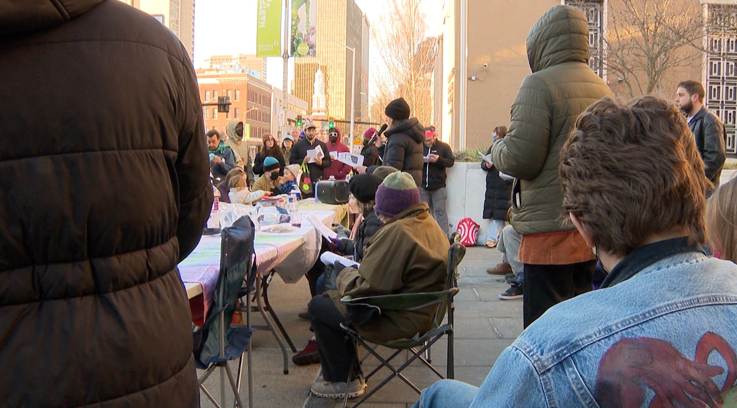 Dozens attend Passover Seder held outside ICE field office in Hartford