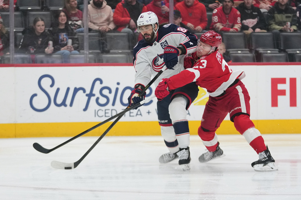 Zach Werenski scores in shootout to lead Blue Jackets over Red Wings 4-3