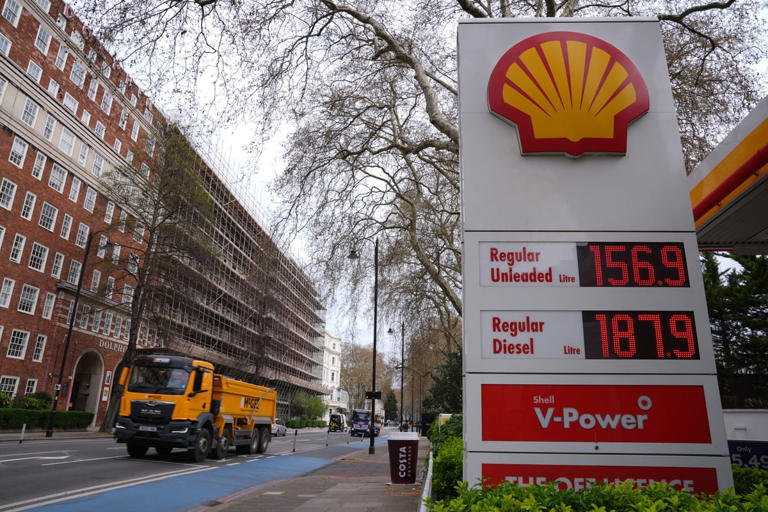 Shell cuts gas production outlook blaming Middle East conflict