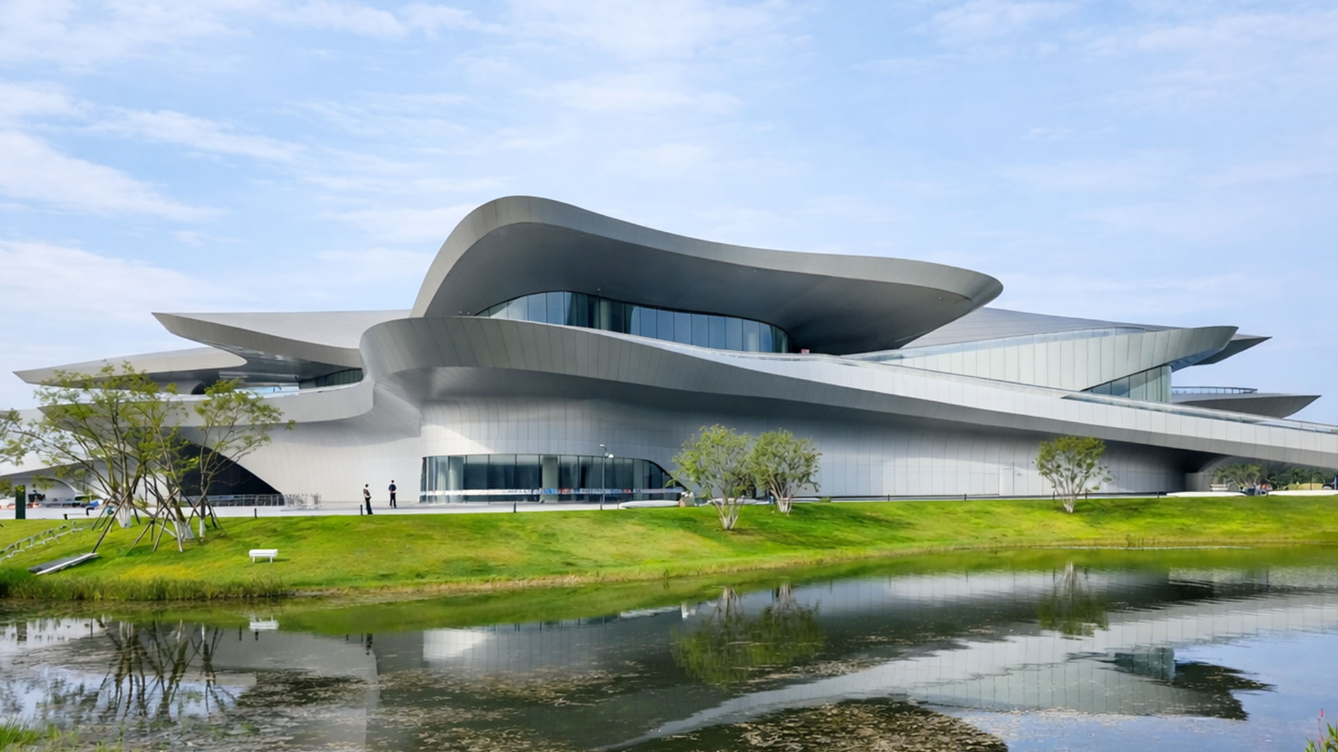 Die sanften Kurven der Außenfassade des China Science Fiction Museums