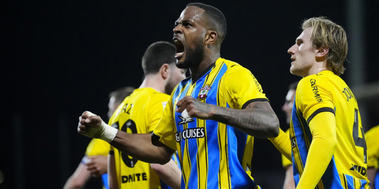 Praat mee op VP: Feyenoord-flop Larin start voor Southampton in play-offs