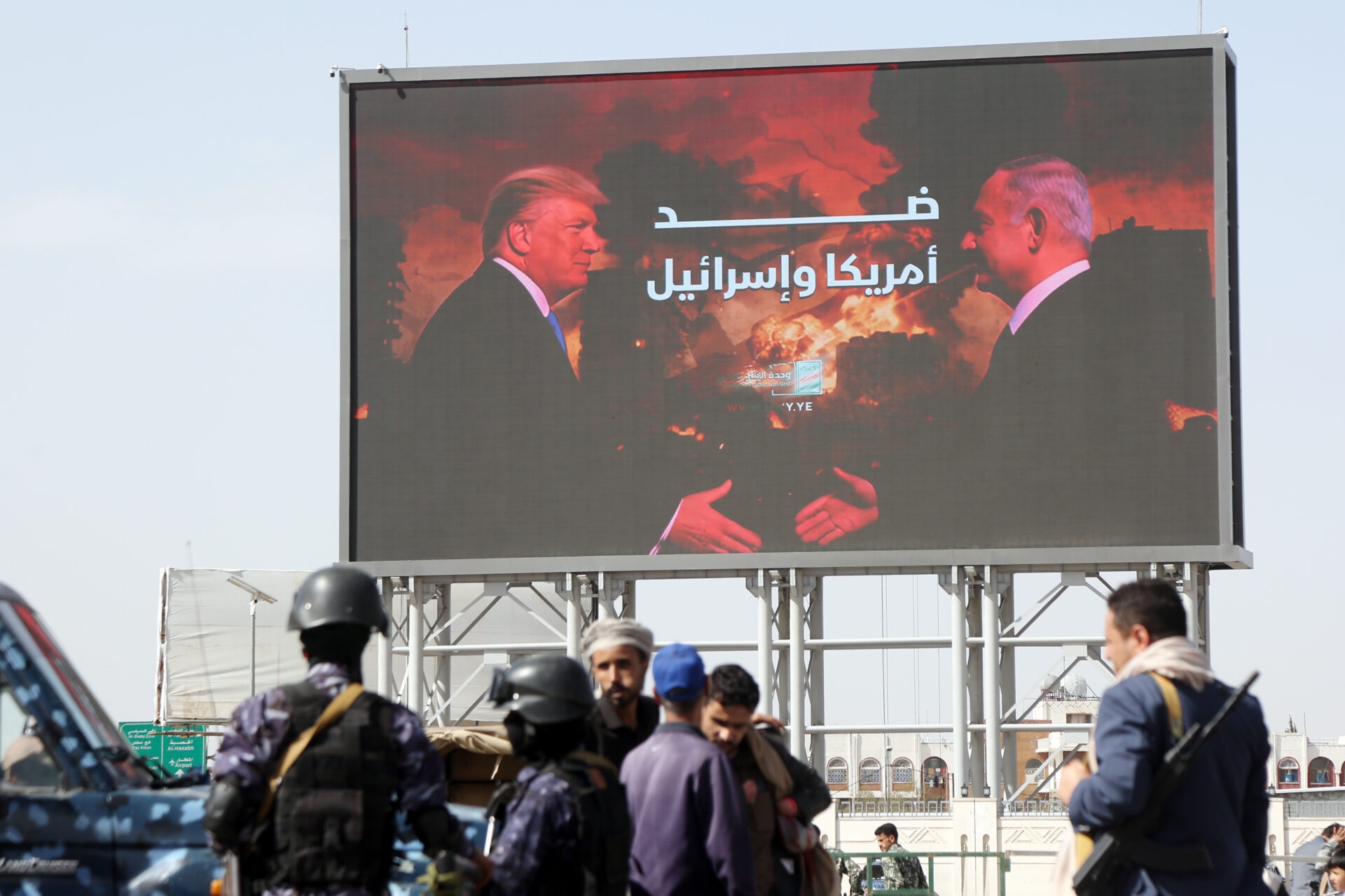 Trumps woedende, met scheldwoorden doorspekte boodschap aan Iran heeft ...