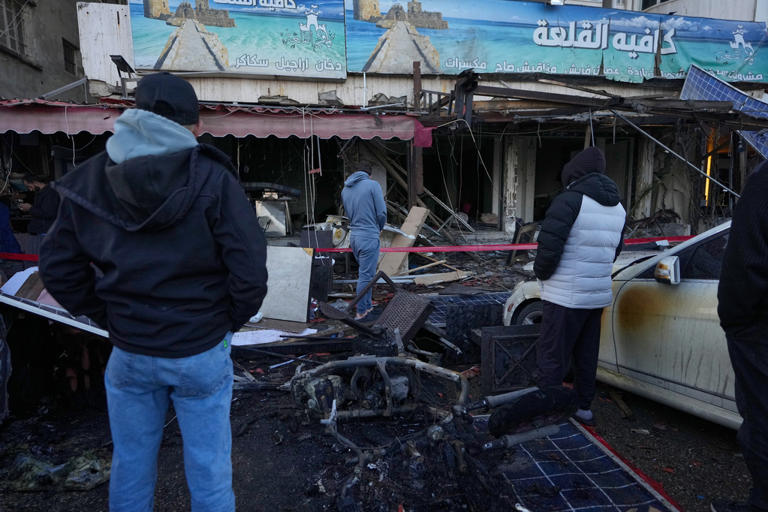 iran-trump-stop-agli-attacchi-per-due-settimane-teheran-riaprir