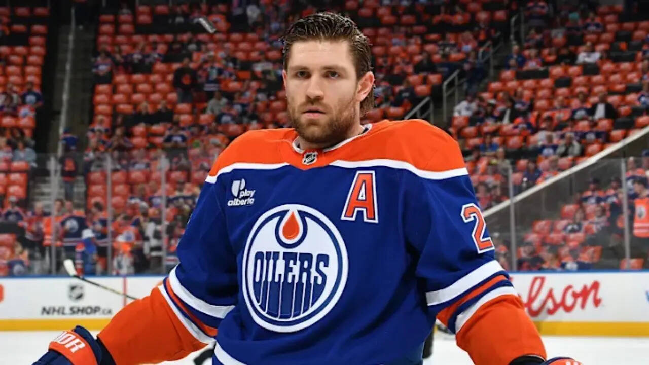 Edmonton Oilers head coach Kris Knoblauch updates Leon Draisaitl's ...