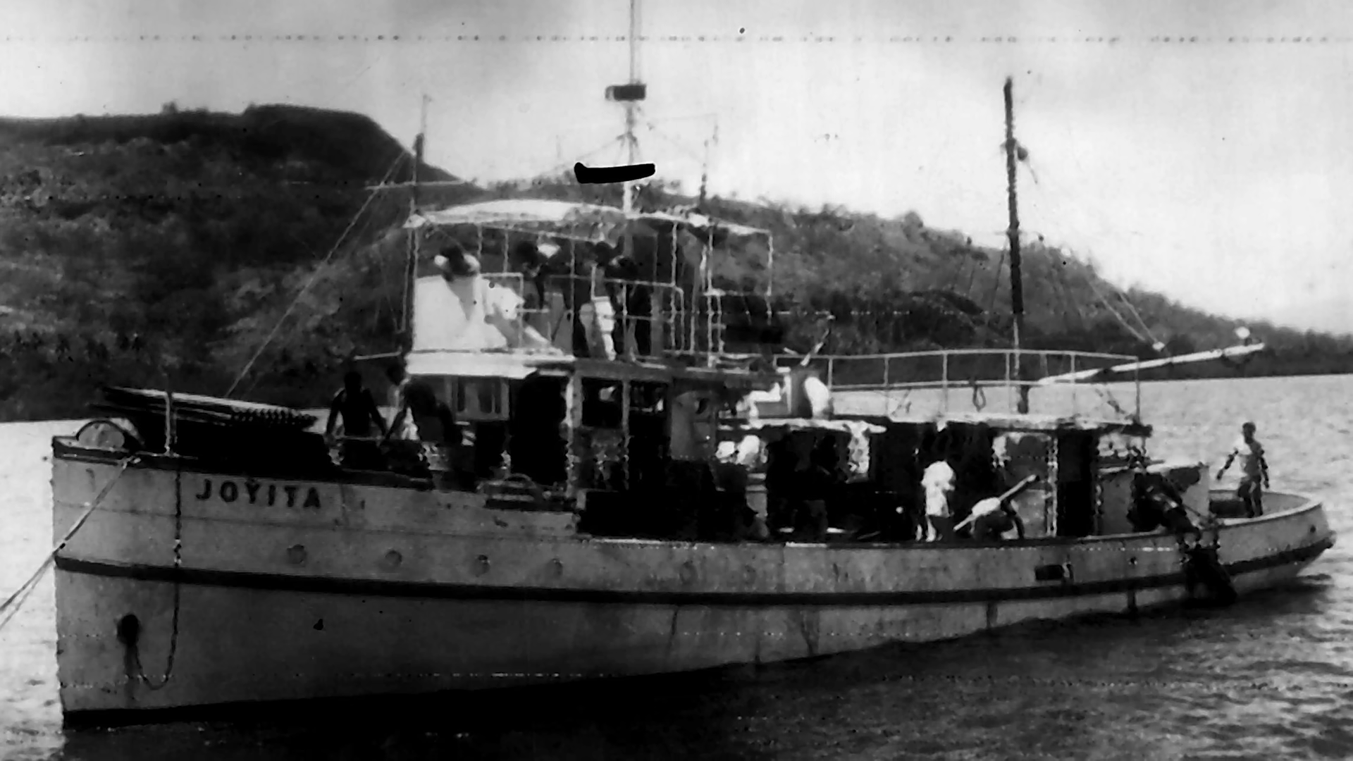 This ship was supposed to arrive in 2 days - it reappeared empty 37 ...