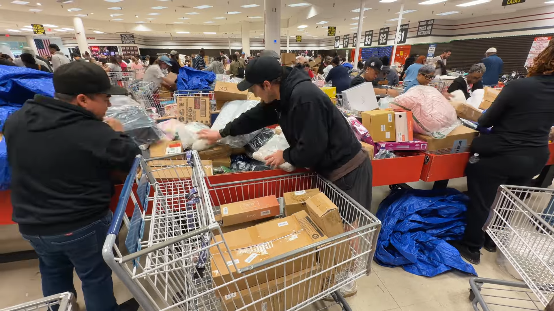 Watch what type of deals the world's largest Amazon returns store can ...