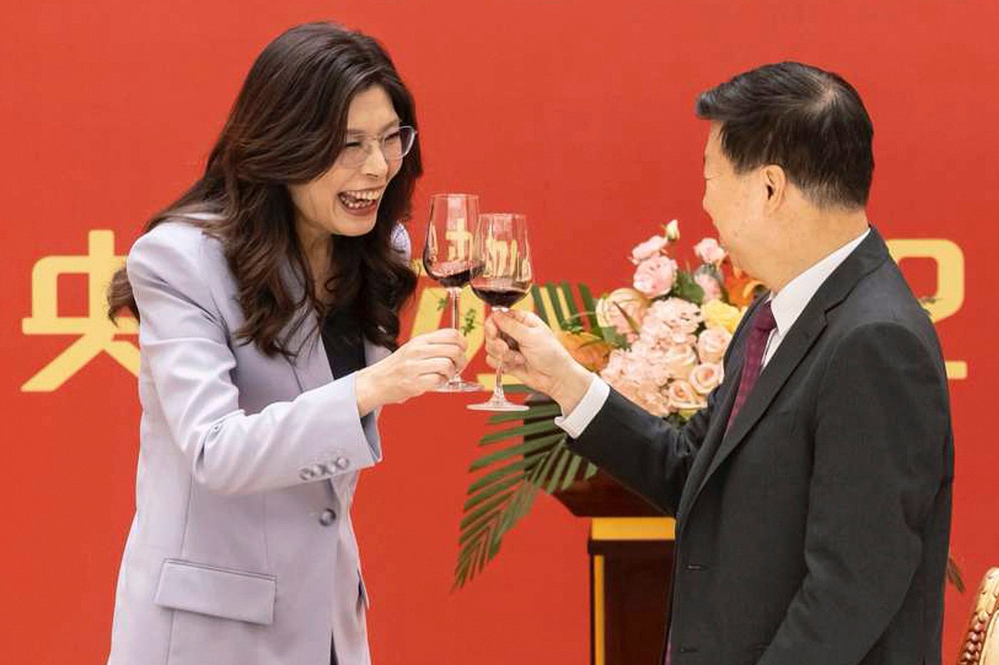 Taiwan opposition leader arrives in China on what she calls a 'journey ...