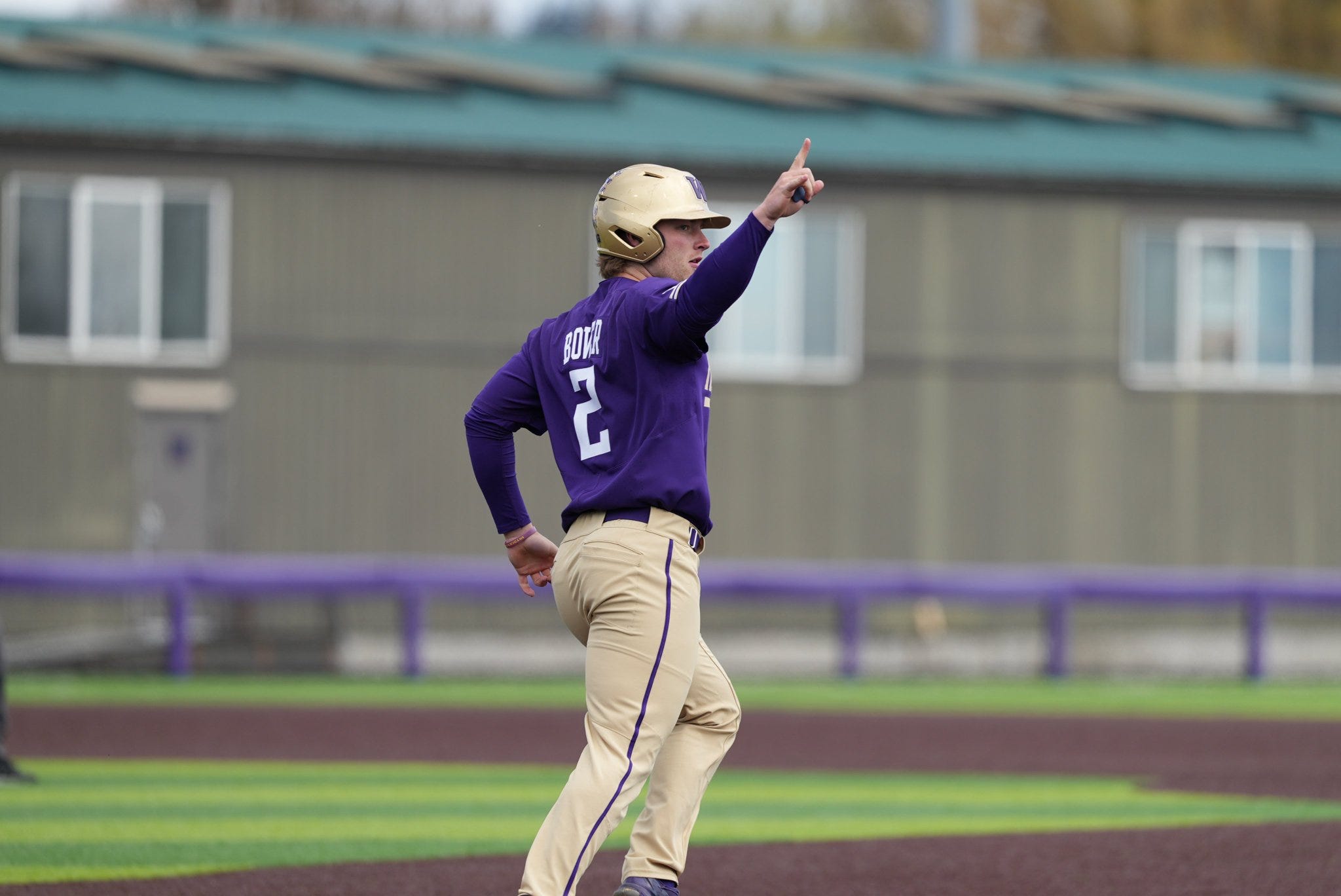 Washington baseball standout set to return for 2027 season