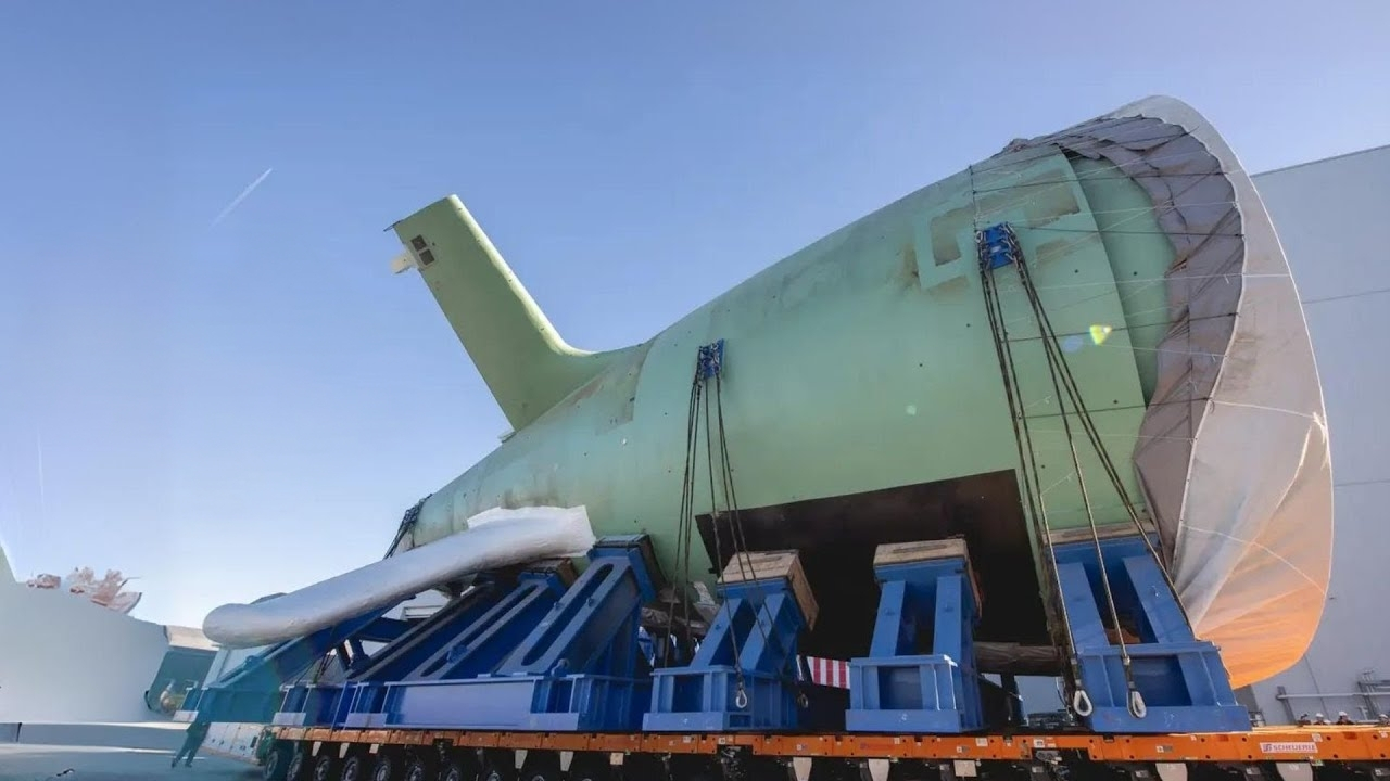 America's killer next-gen submarine with a weird-looking stern