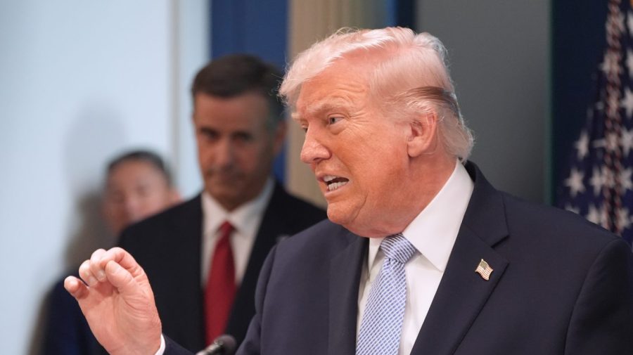 Trump says US will be 'hangin' around' Strait of Hormuz: 'Big money' to ...