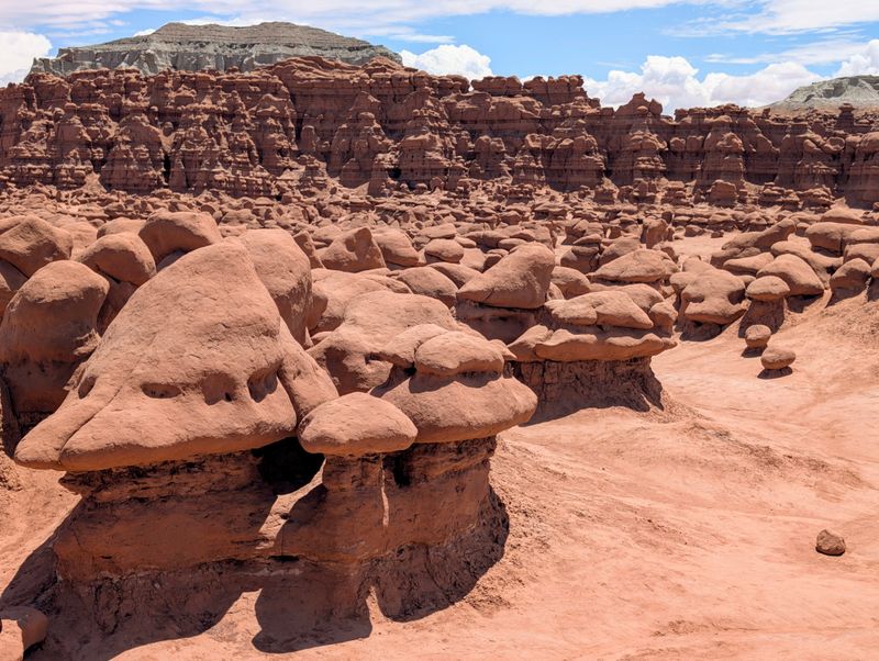 These natural rock formations in Utah look almost unreal