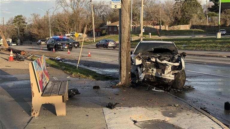 Power restored to thousands in Omaha after crash that injured 1