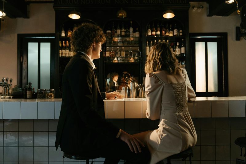 20 flirting clues women drop that men don’t pick up on