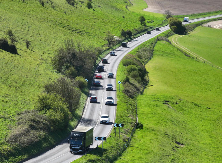 Major West Sussex road to close for ten days for broadband upgrade