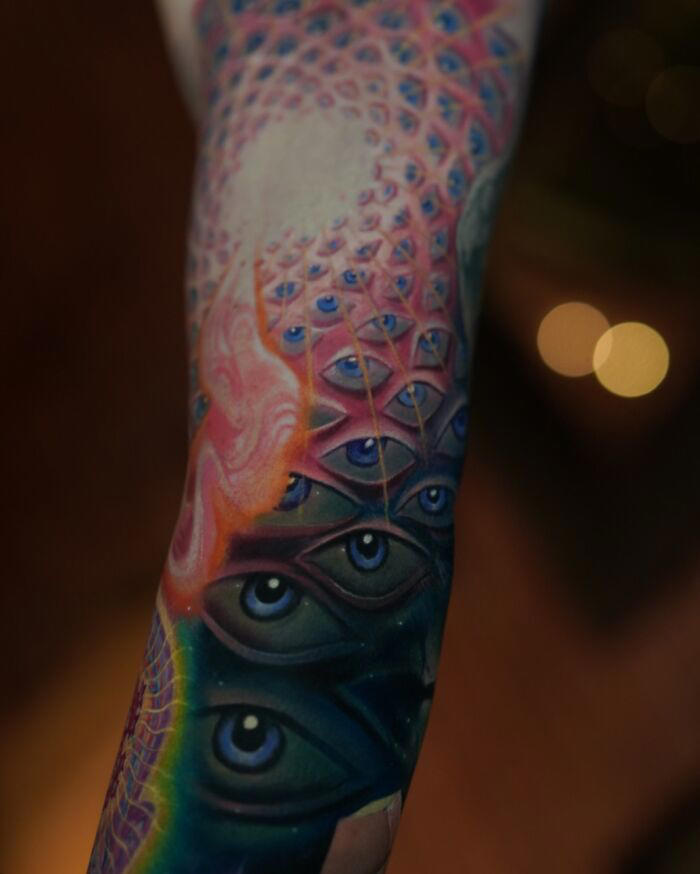28 remarkable tattoos capturing a world within the skin