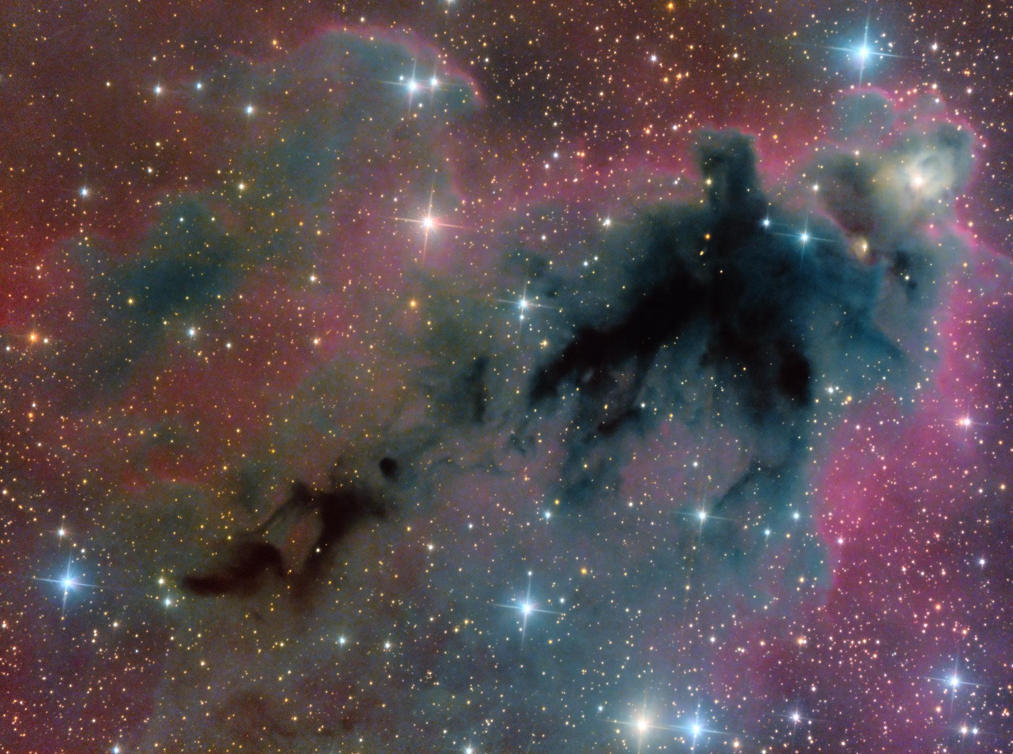 Space & astronomy enthusiasts will love these 20 destinations