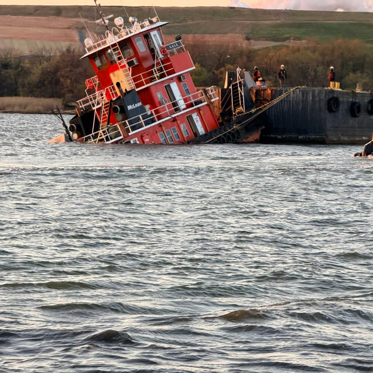 Tugboat sinks in Maryland waters after striking object, crew escapes ...