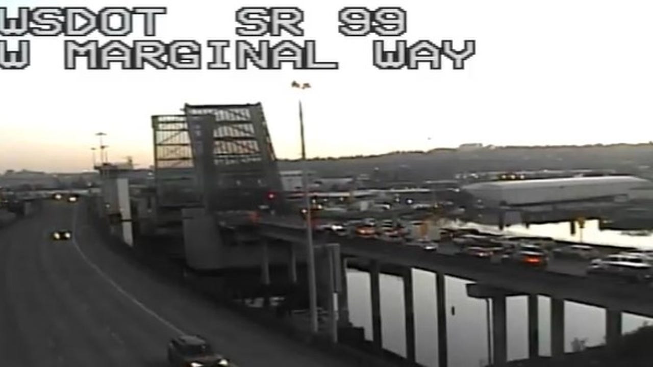 All lanes of Seattle's First Avenue Bridge reopen after stuck in open ...