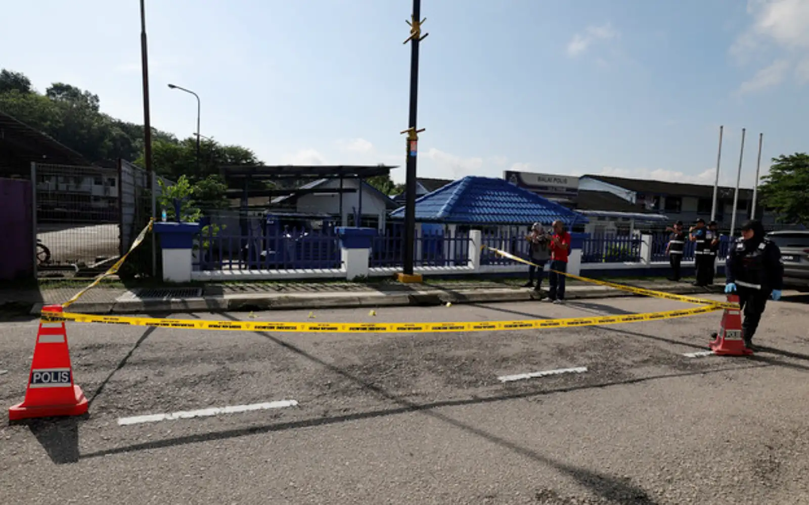 Police colleague hacked, another shot, court hears in Ulu Tiram terror ...