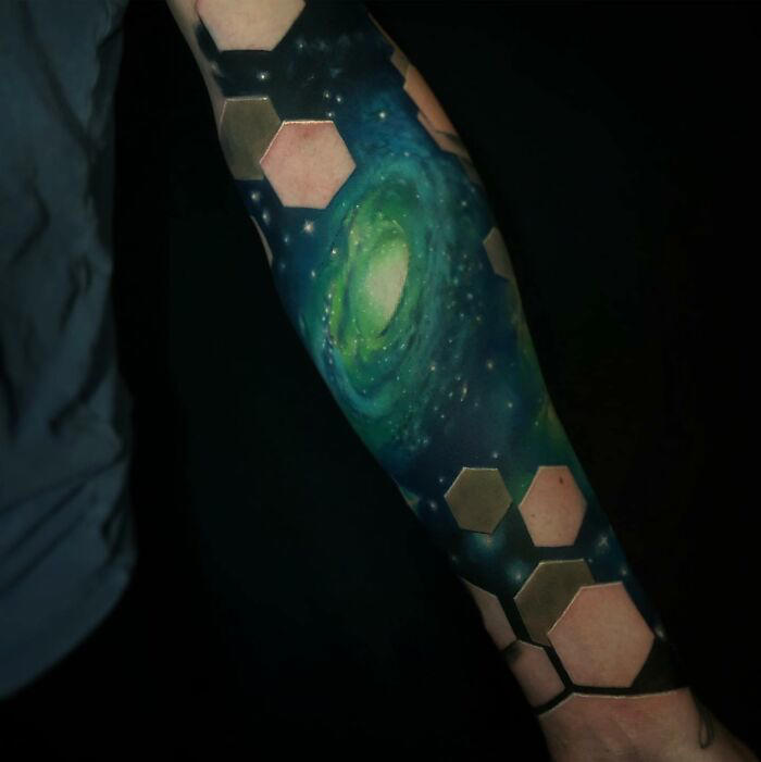 28 remarkable tattoos capturing a world within the skin